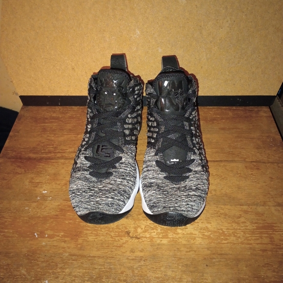 Nike | Shoes | Nike Lebron 7 Bg Gs In The Arena Gs Oreo Size 65y Black ...